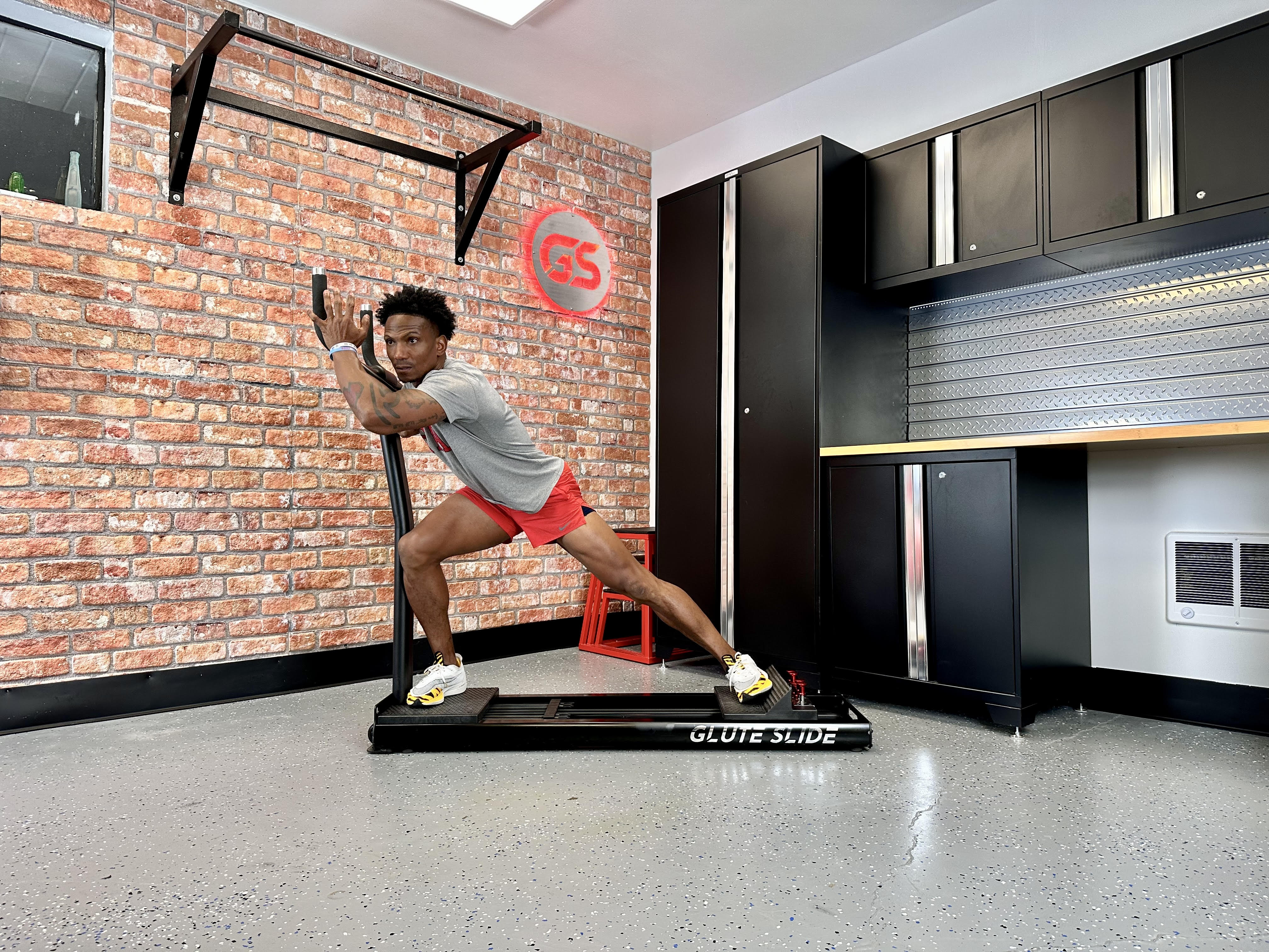 Sports Performance – Glute Slide